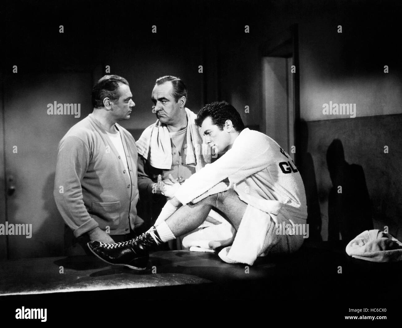 THE SQUARE JUNGLE, Ernest Borgnine, Jim Backus, Tony Curtis, 1955 Stock ...