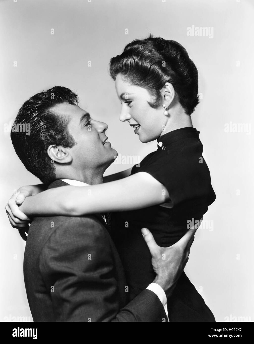 THE SQUARE JUNGLE, from left: Tony Curtis, Patricia Crowley, 1955 Stock ...