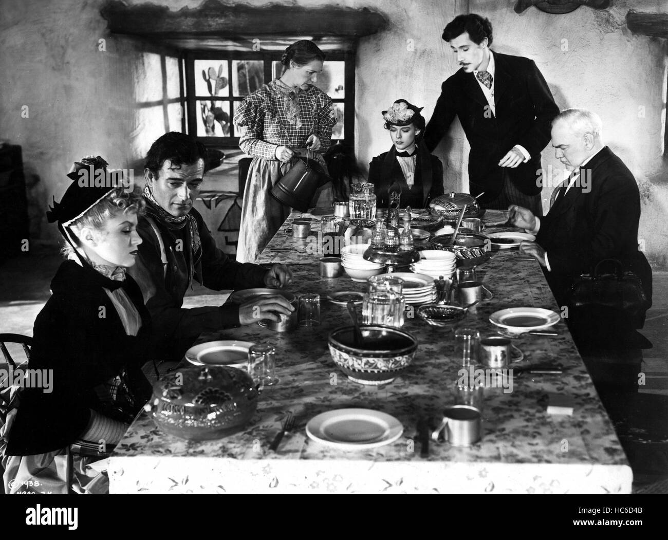 STAGECOACH, Claire Trevor, John Wayne, Louise Platt, John Carradine ...
