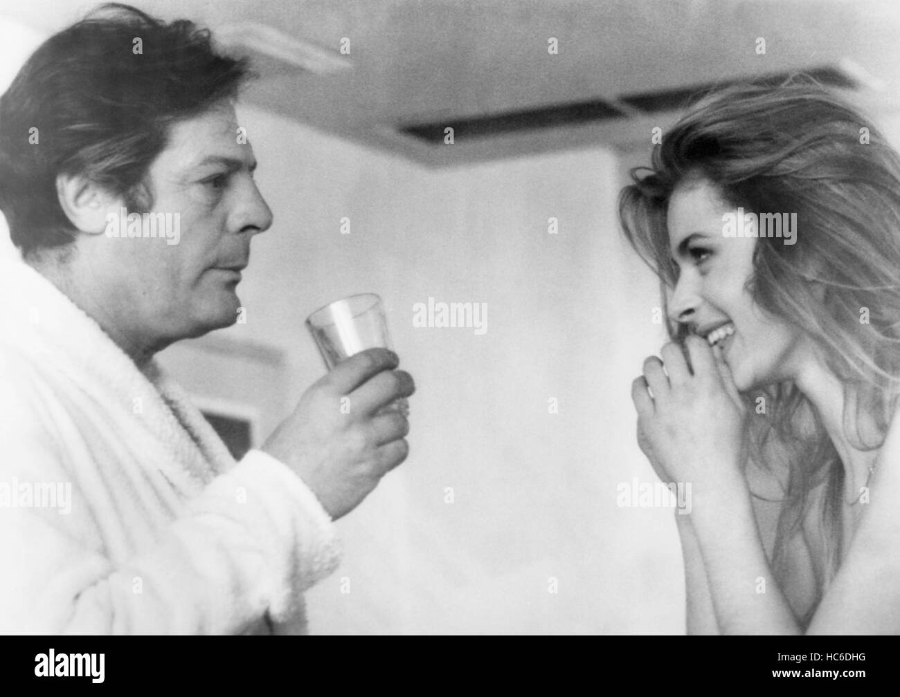 STAY AS YOU ARE, (aka COSI COME SEI), from left: Marcello Mastroianni ...