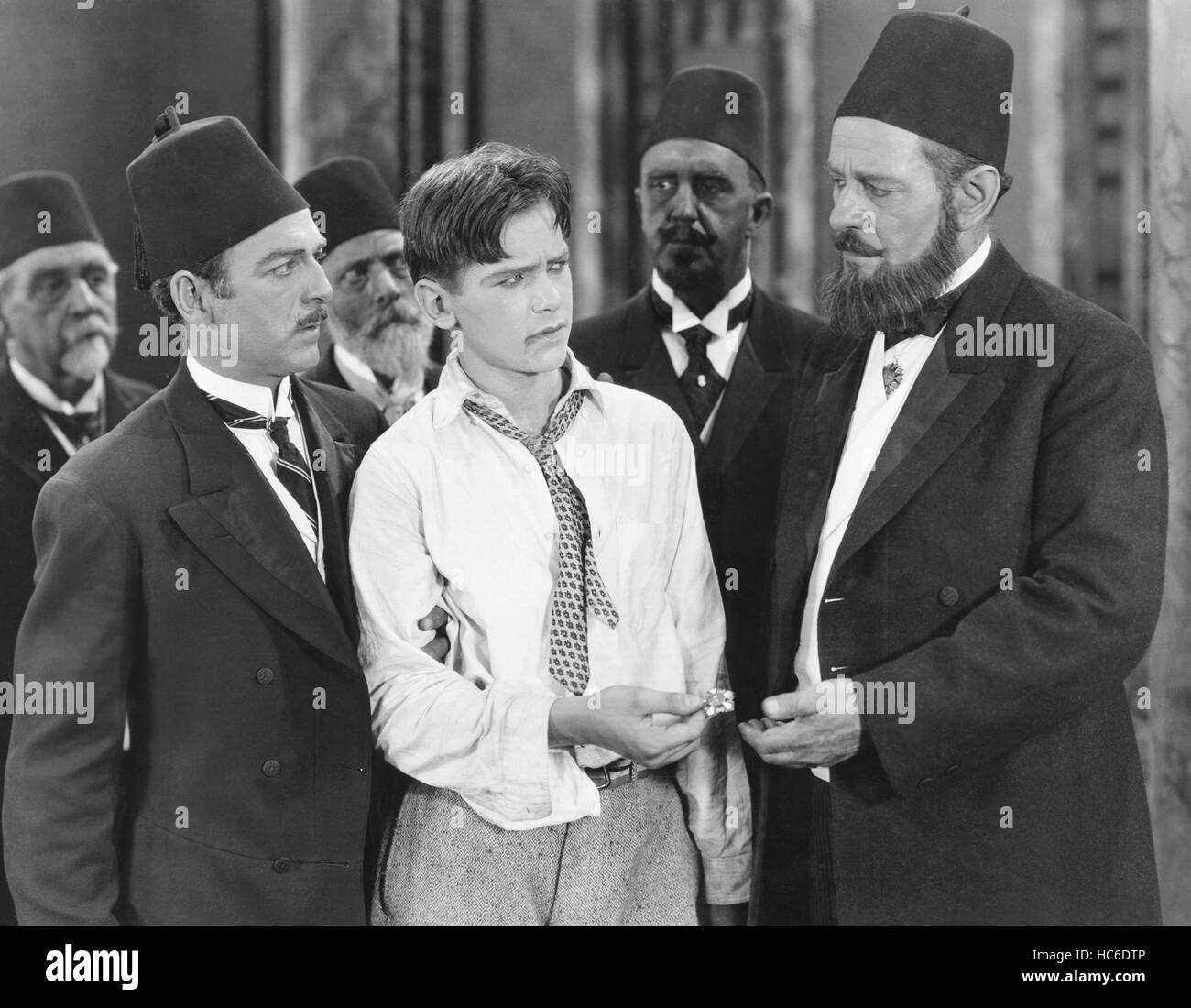 STEPHEN STEPS OUT, Douglas Fairbanks Jr. (center), Fred Warren (right ...
