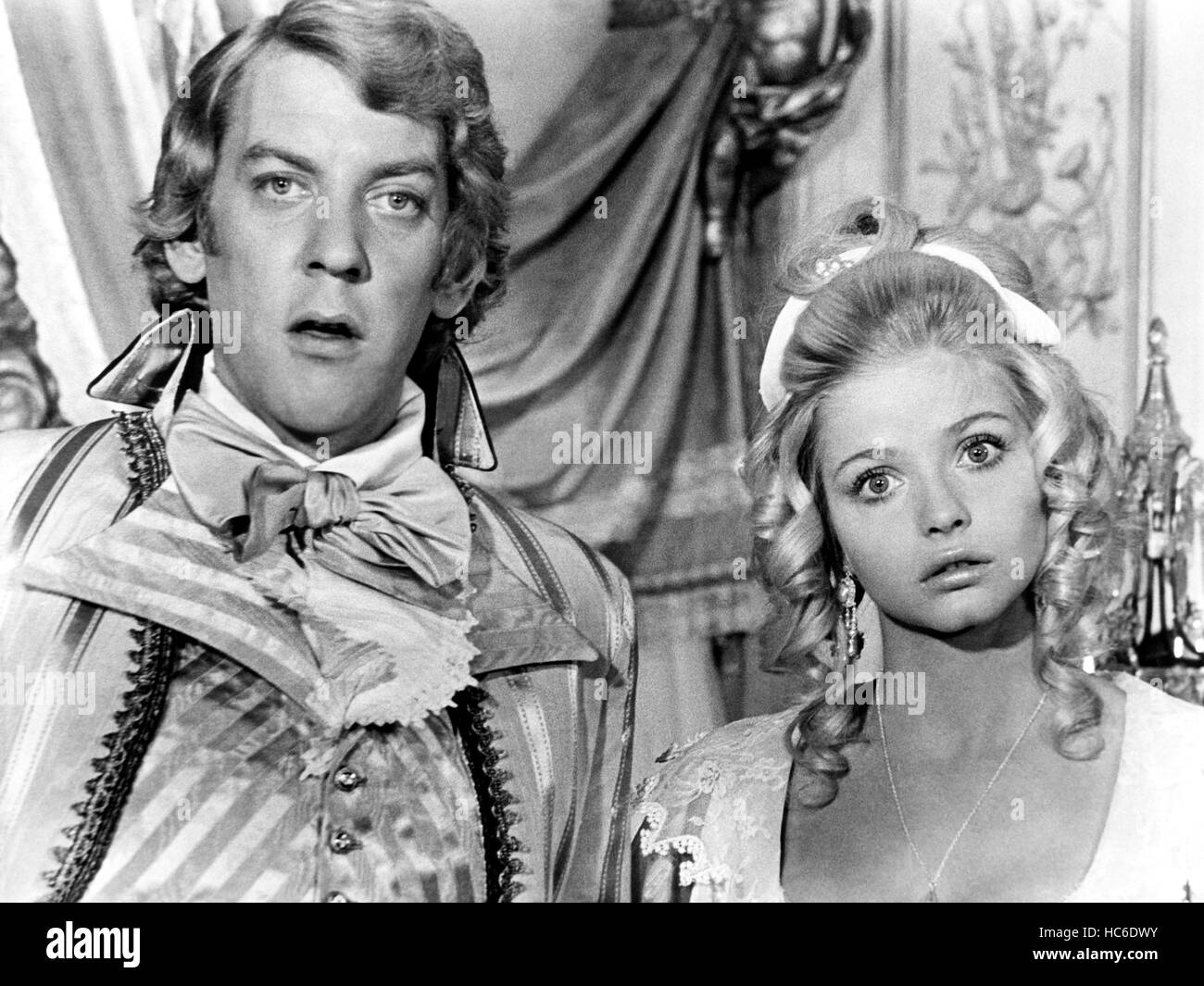 START THE REVOLUTION WITHOUT ME, Donald Sutherland, Ewa Aulin, 1970 ...