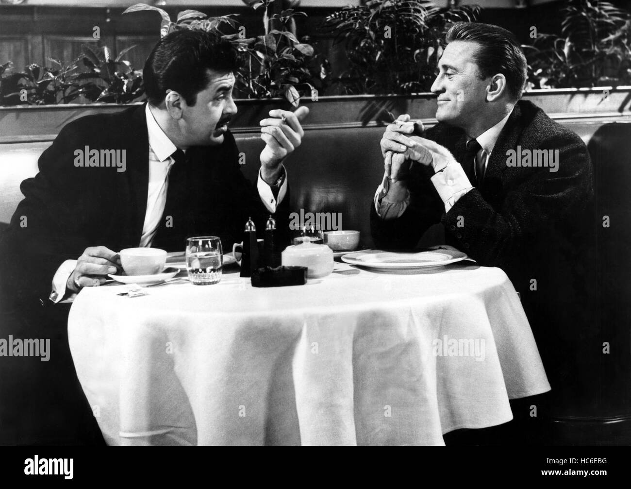 STRANGERS WHEN WE MEET, Ernie Kovacs, Kirk Douglas, 1960 Stock Photo ...