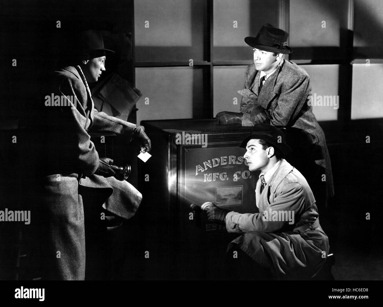 THE STREET WITH NO NAME, Richard Widmark, Donald Buka, Mark Stevens ...