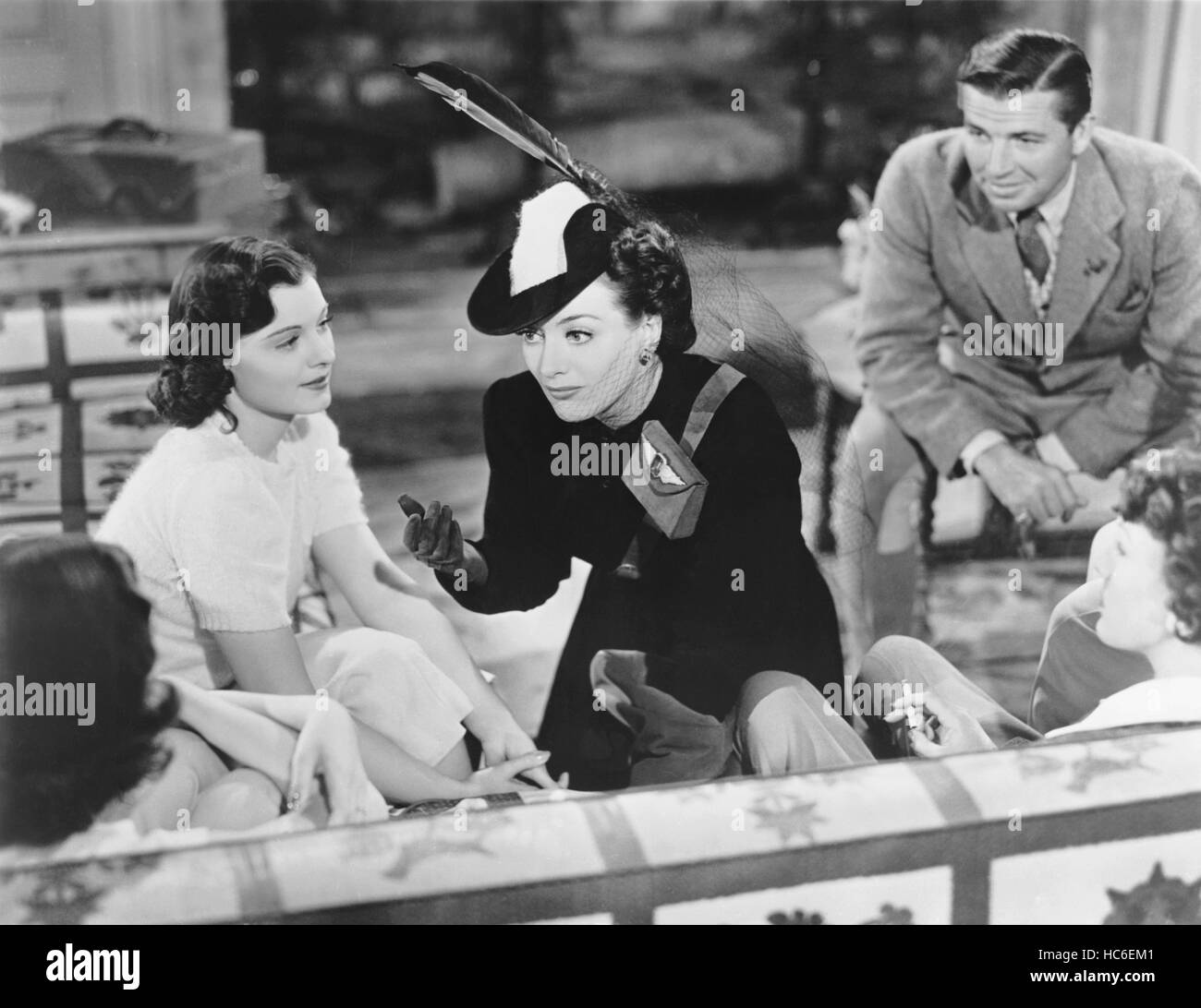 SUSAN AND GOD, from left, Ruth Hussey, Joan Crawford, Bruce Cabot, 1940 ...