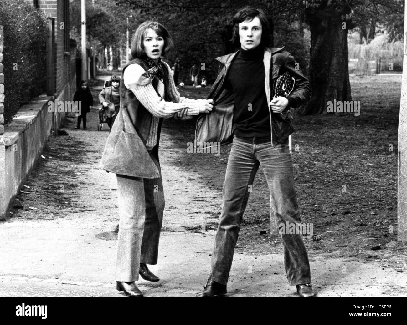 SUNDAY BLOODY SUNDAY, Glenda Jackson, Murray Head, 1971 Stock Photo - Alamy