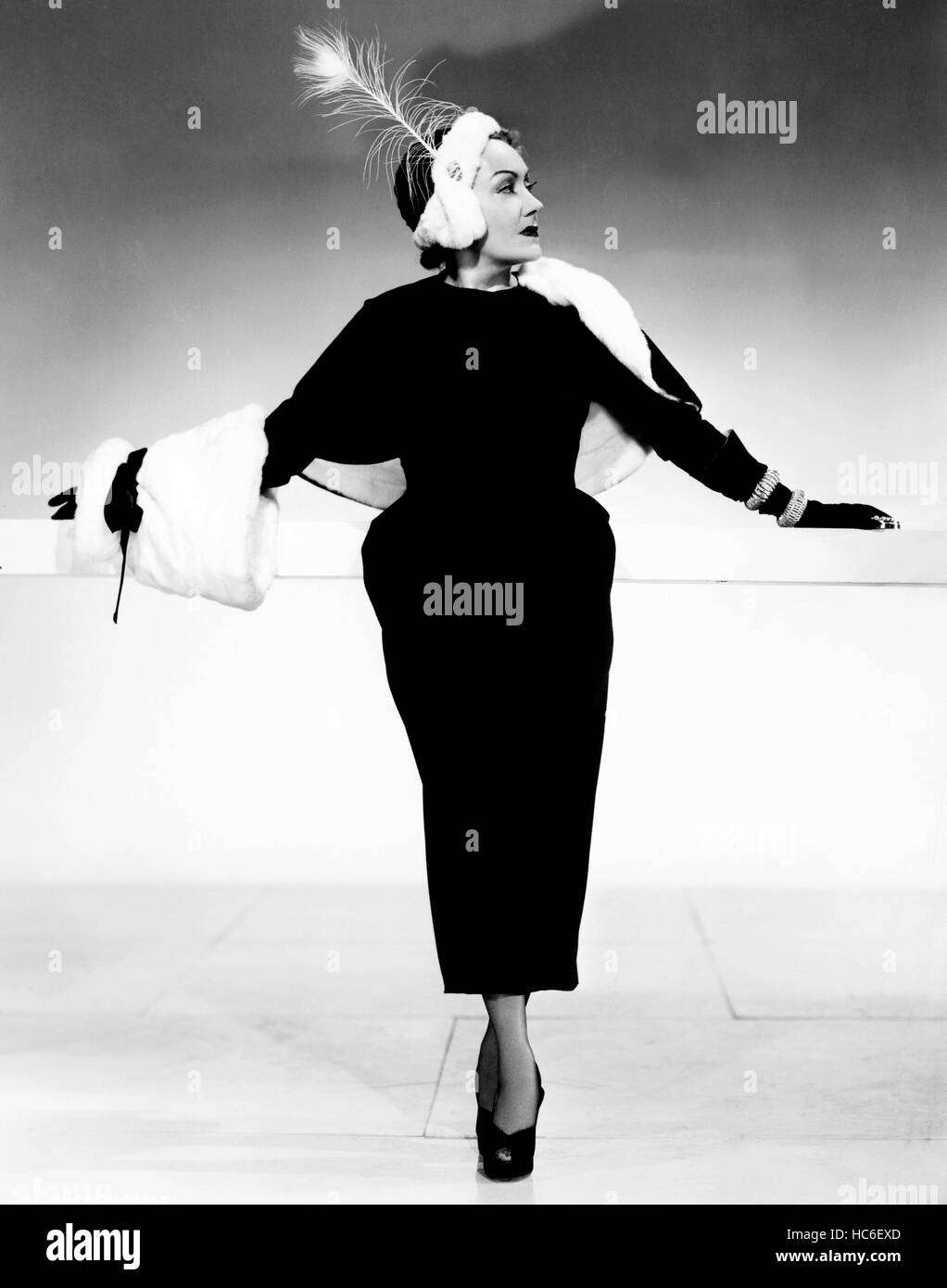 SUNSET BOULEVARD, Gloria Swanson, in a suit by Edith Head, 1950 Stock ...