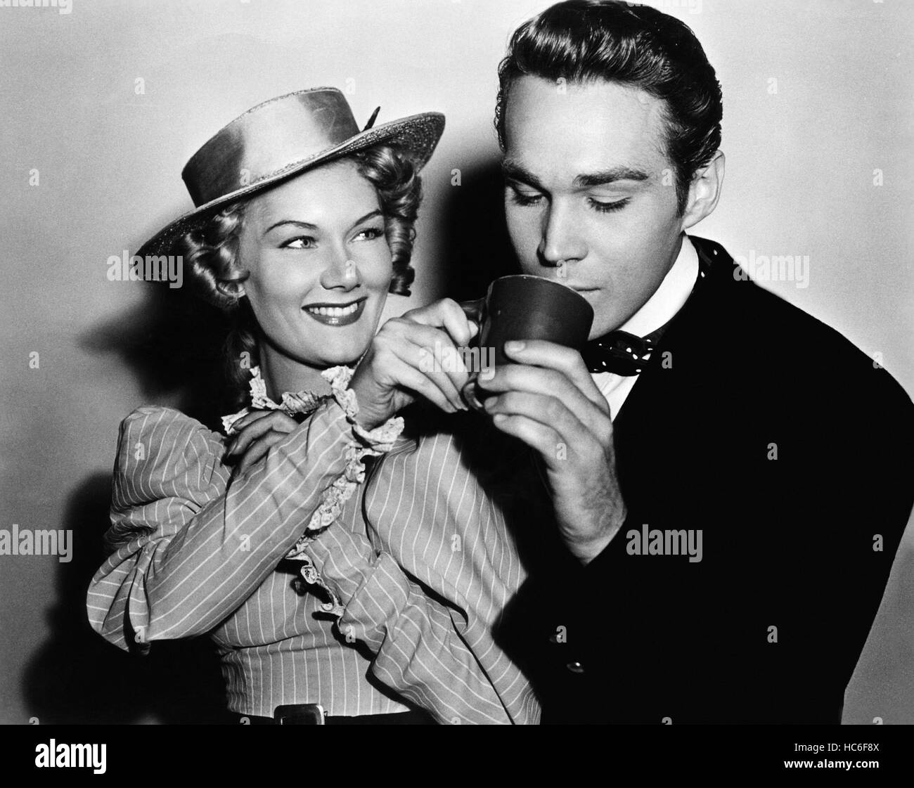 THE SUSPECT, Eve Amber, Dean Harens, on-set, 1944 Stock Photo - Alamy