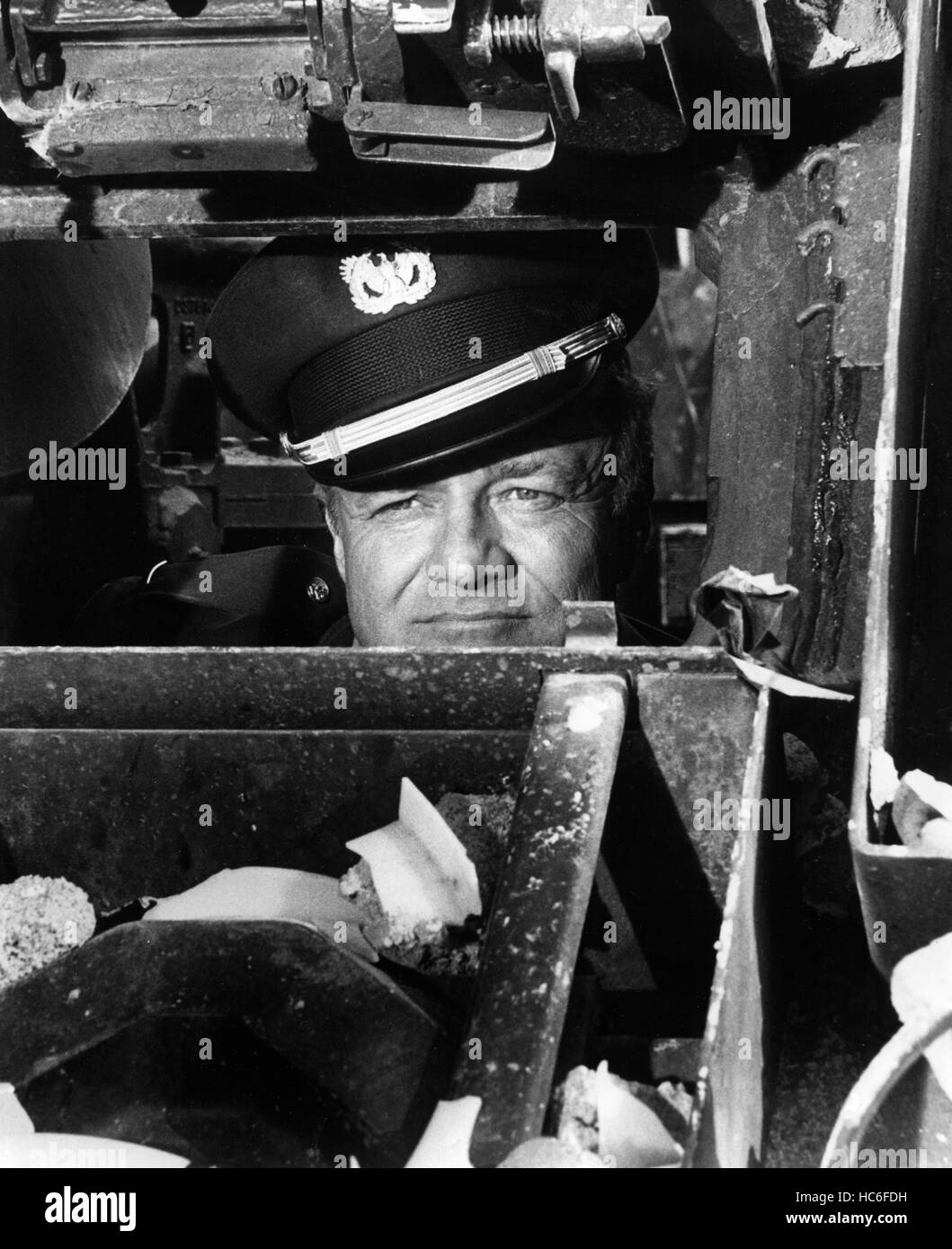 SUPPOSE THEY GAVE A WAR AND NOBODY CAME?, Brian Keith, 1970 Stock Photo ...