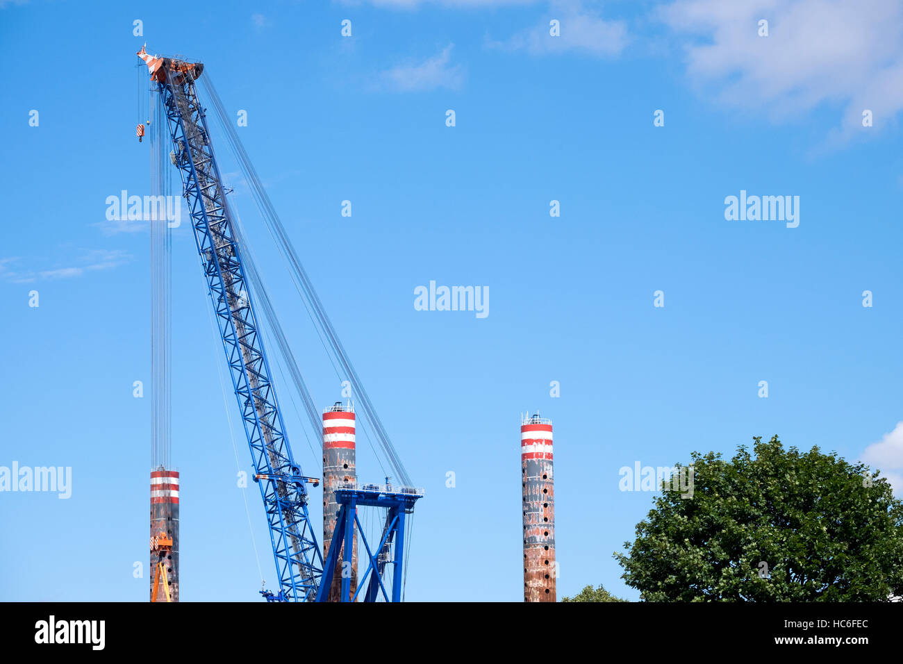 Cammell Laird Large Crane Stock Photo - Alamy