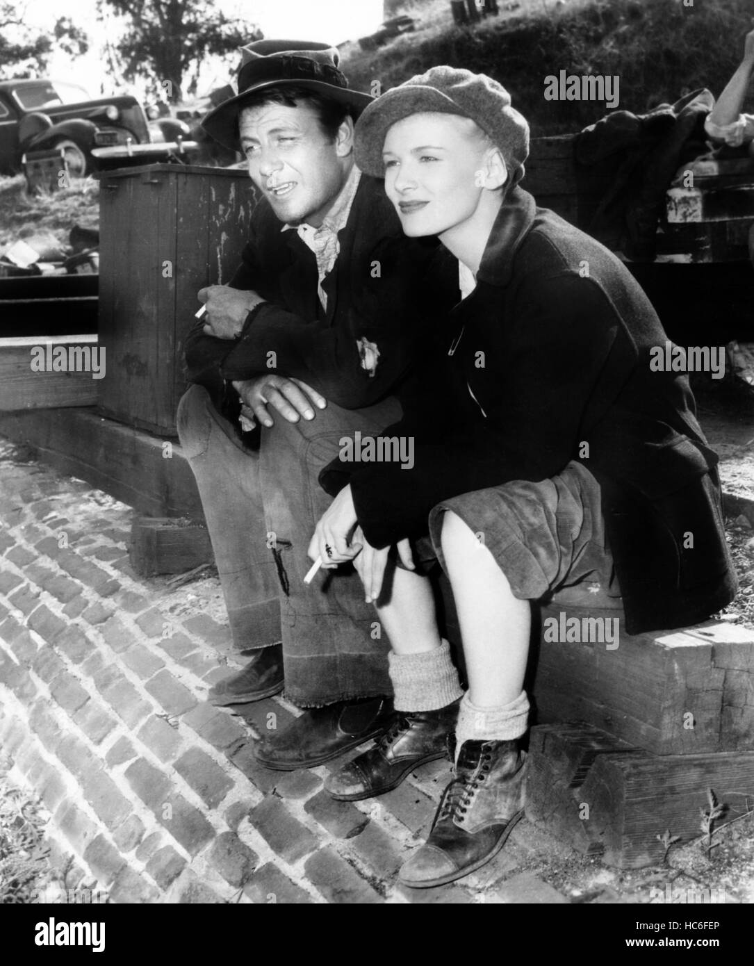 SULLIVAN'S TRAVELS, Joel McCrea, Veronica Lake, 1941 Stock Photo - Alamy