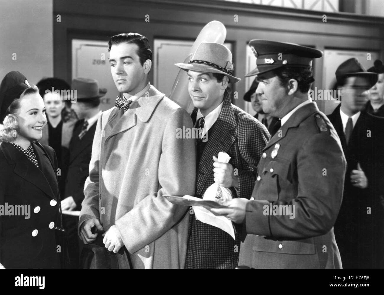 SUN VALLEY SERENADE, Sonja Henie, John Payne, Milton Berle, Ralph Dunn ...