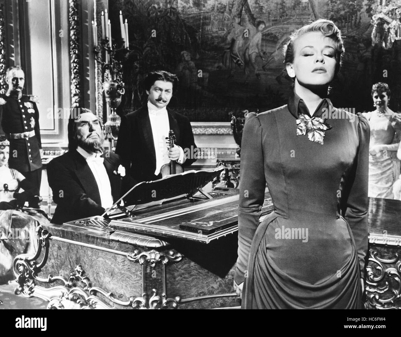 SVENGALI, Donald Wolfit (at piano), David Kossoff (violin), Hildegard ...