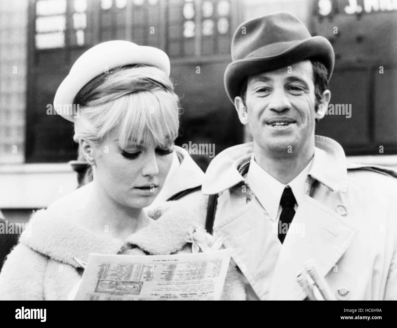 TENDER SCOUNDREL, (aka TENDRE VOYOU), Jean-Paul Belmondo (right), 1966 ...