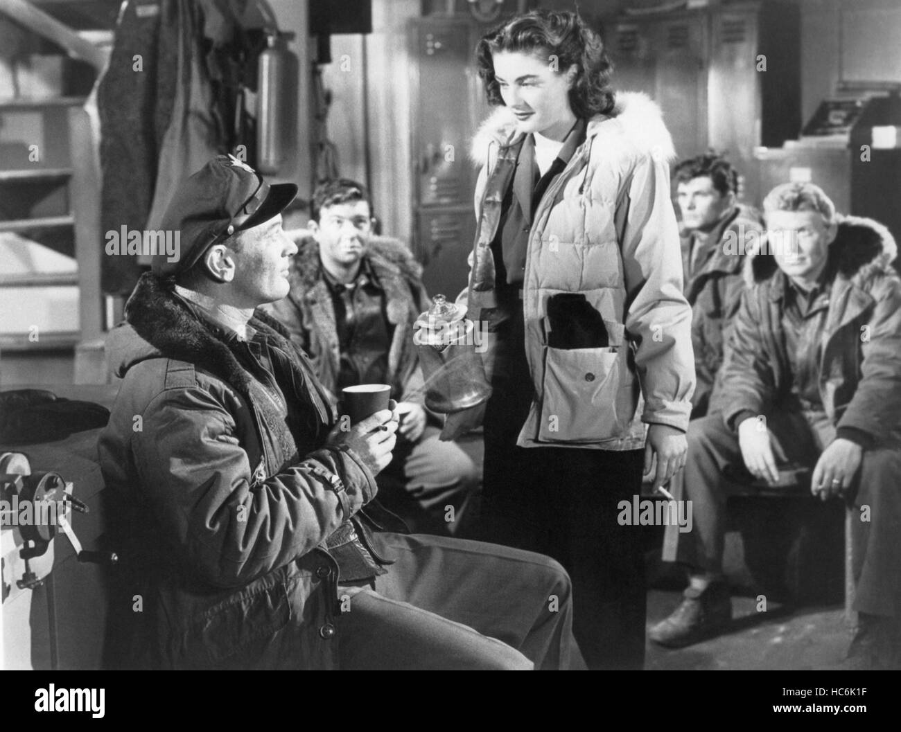 THE THING FROM ANOTHER WORLD, Kenneth Tobey, Robert Nichols, Margaret ...