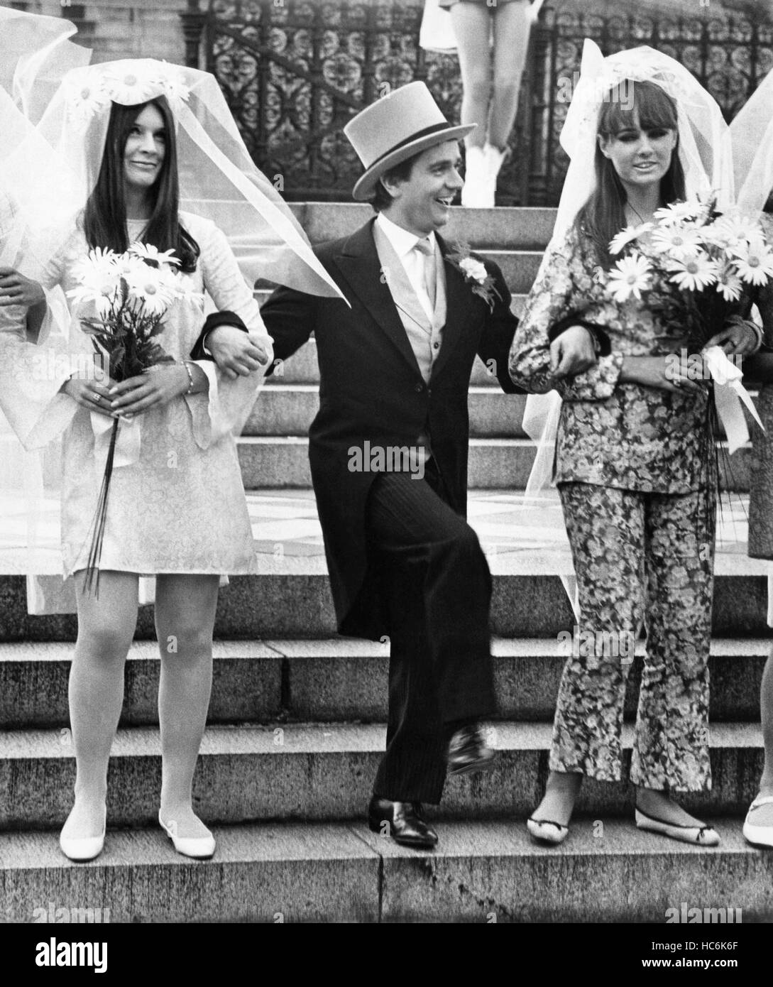 30 IS A DANGEROUS AGE, CYNTHIA, Dudley Moore, (center), 1968 Stock ...