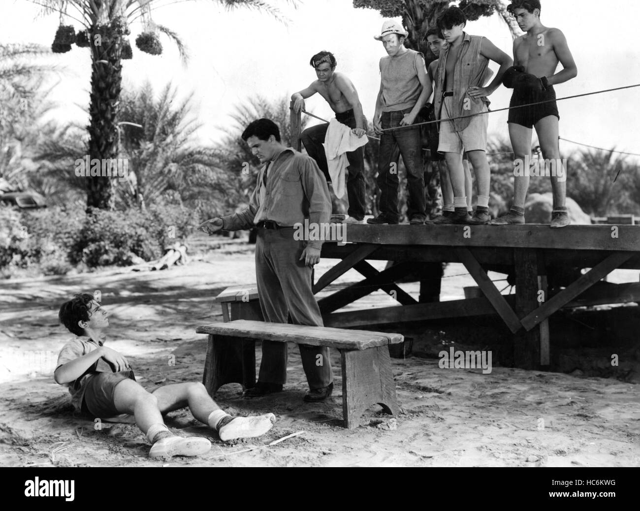 THEY MADE ME A CRIMINAL, Gabriel Dell, John Garfield, Leo Gorcey, Huntz ...