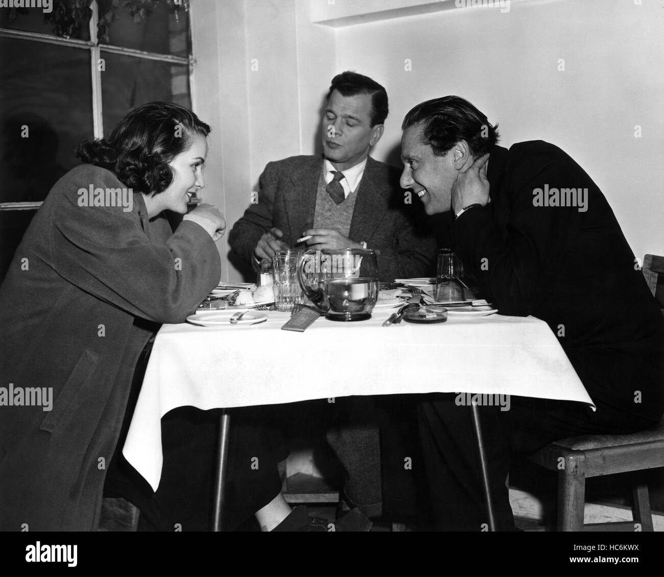 THIRD MAN, Alida Valli and Joseph Cotten with director Carol Reed, 1949 ...