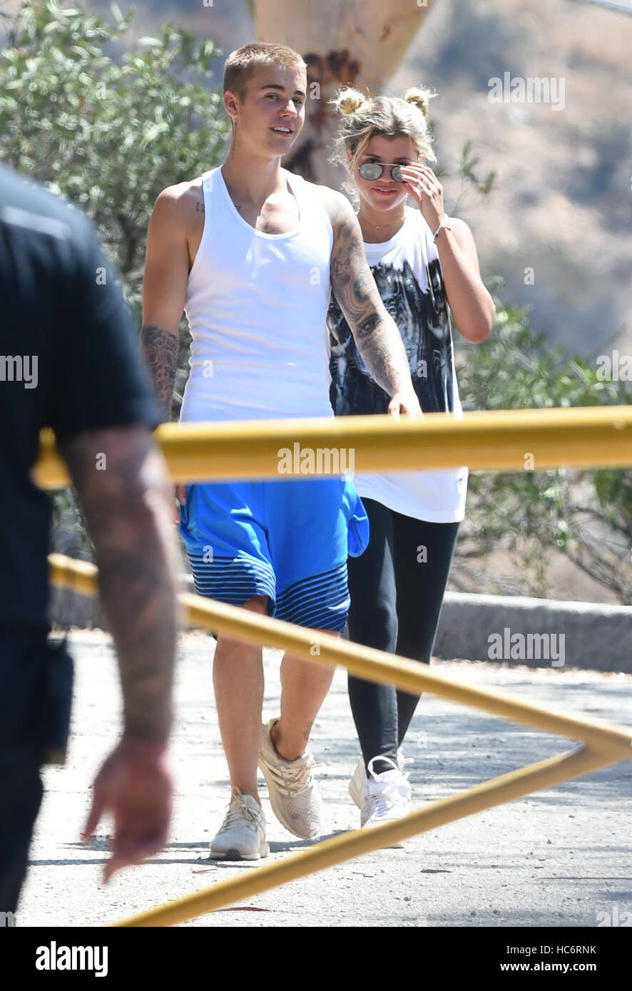 Justin Bieber and Sofia Richie go for a hike together at Hollywood Lake ...