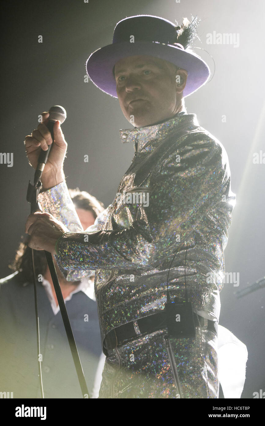 Gordon downie hi-res stock photography and images - Alamy