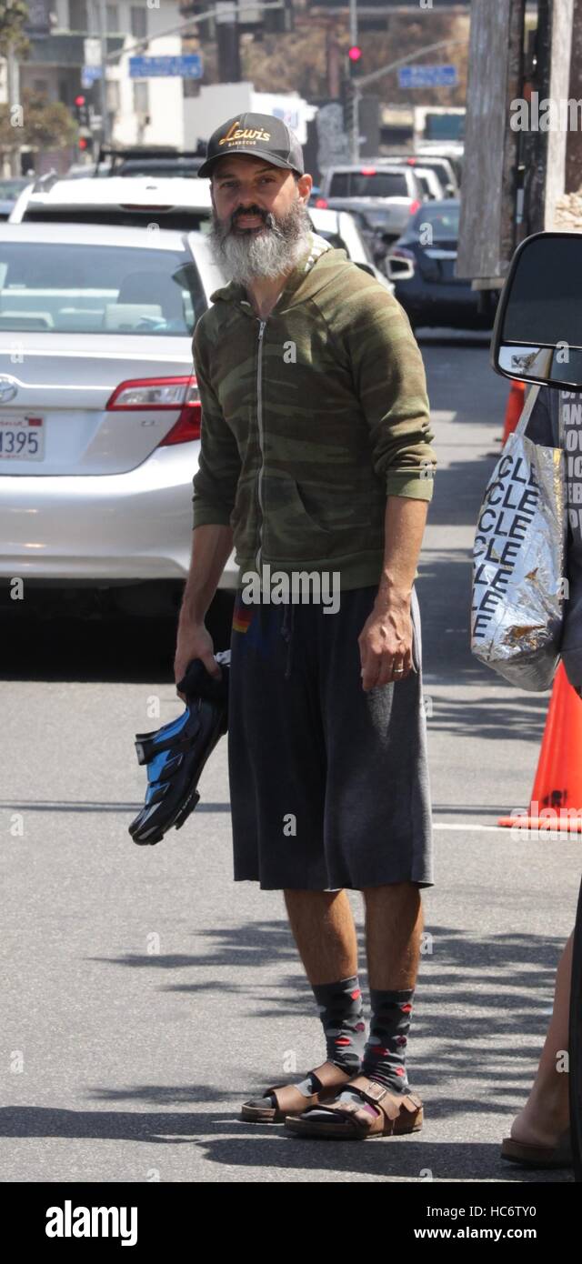 Busy Philipps and her husband Marc Silverstein leave SoulCycle in ...