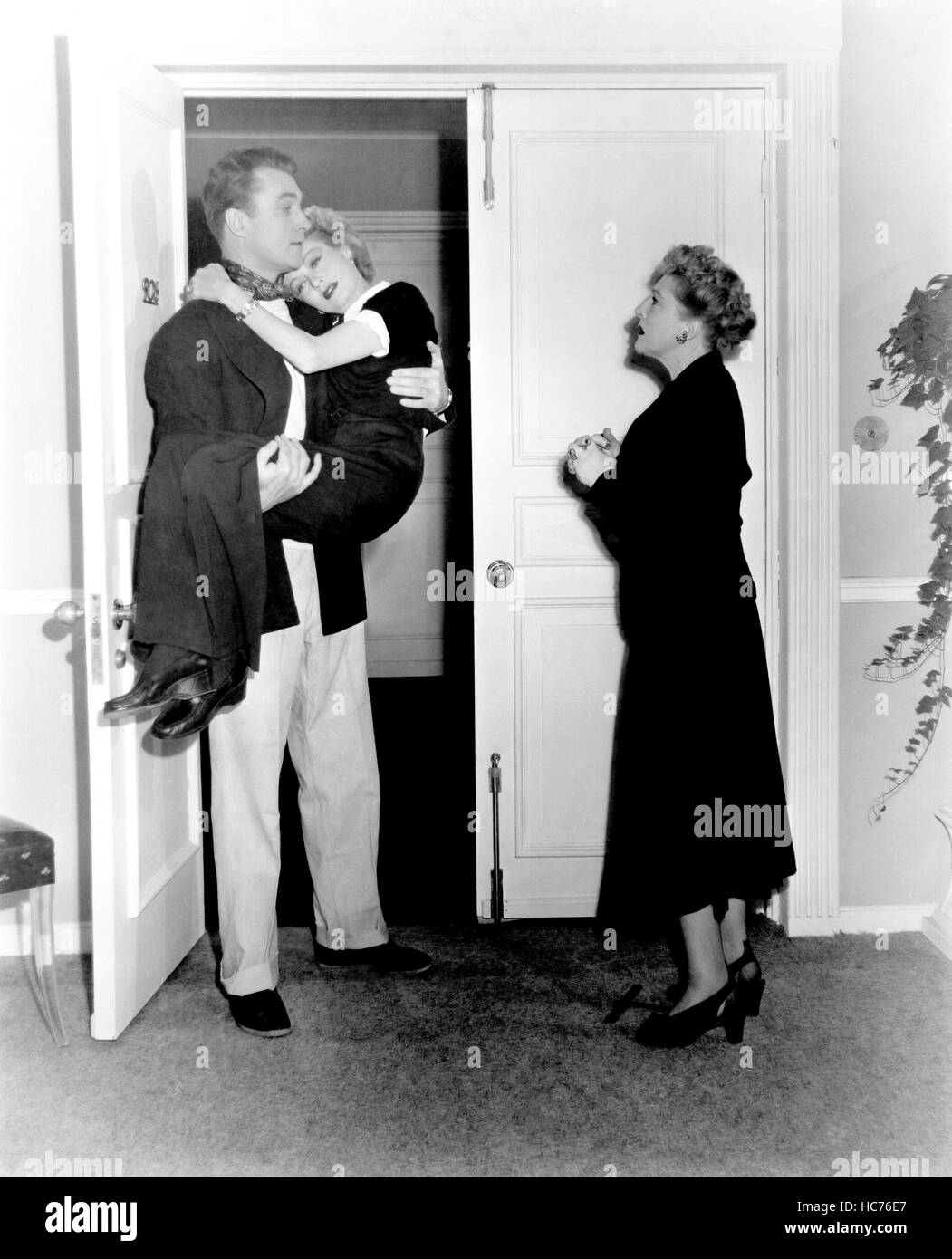 SMART WOMAN, from left, Brian Aherne, Constance Bennett, Isobel Elsom ...