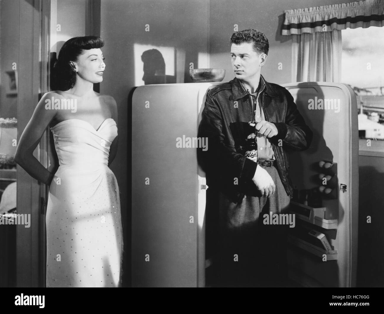 THE SNIPER, from left, Marie Windsor, Arthur Franz, 1952 Stock Photo ...
