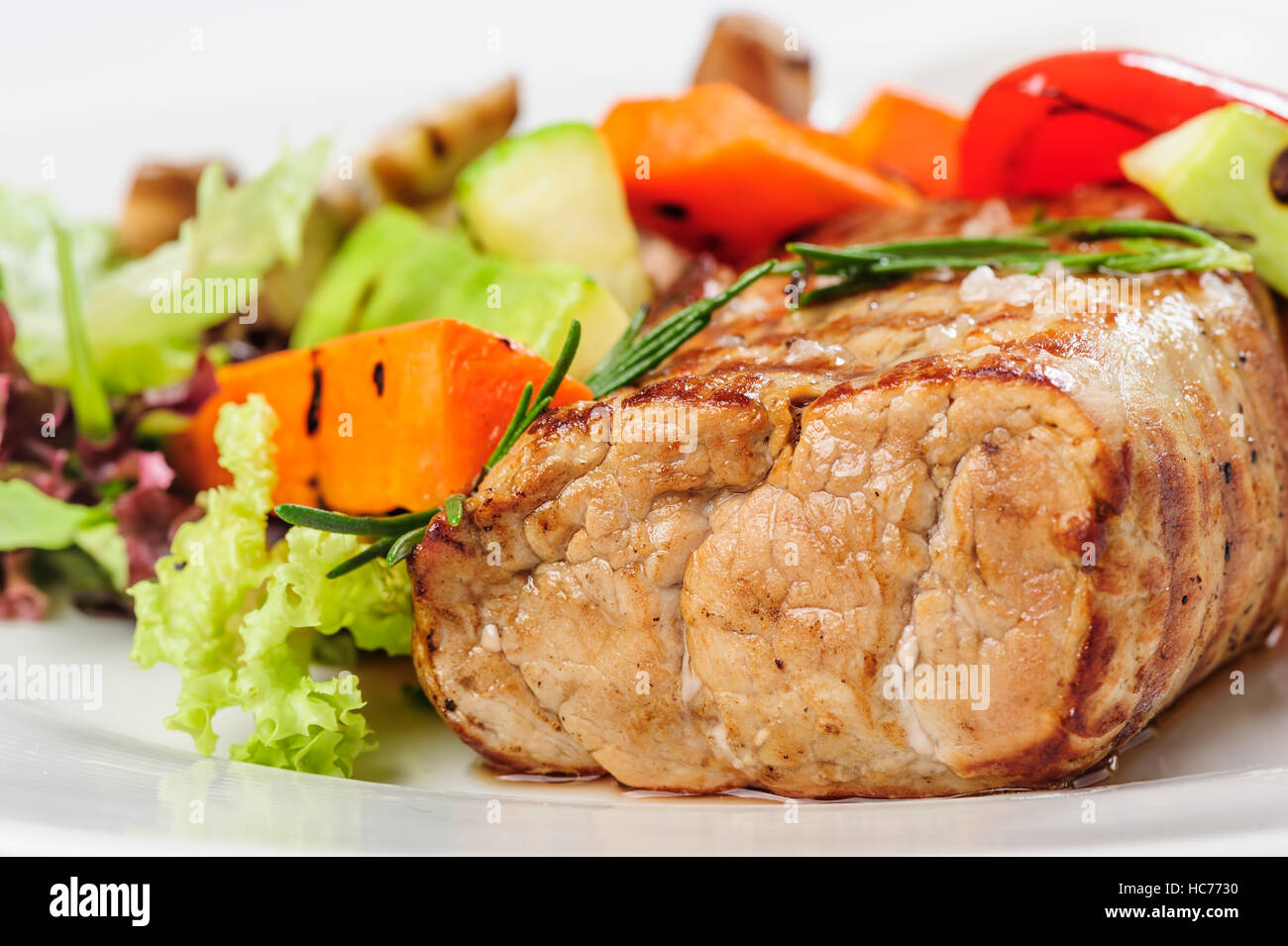 Meat cooked grilled barbecue hi-res stock photography and images - Alamy