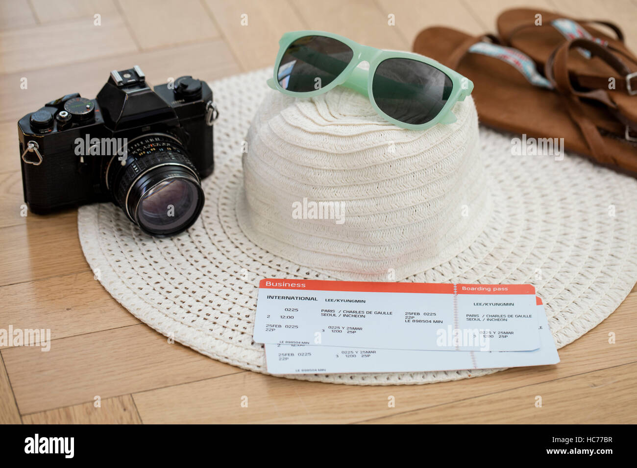 Summer vacation flight hi-res stock photography and images - Alamy