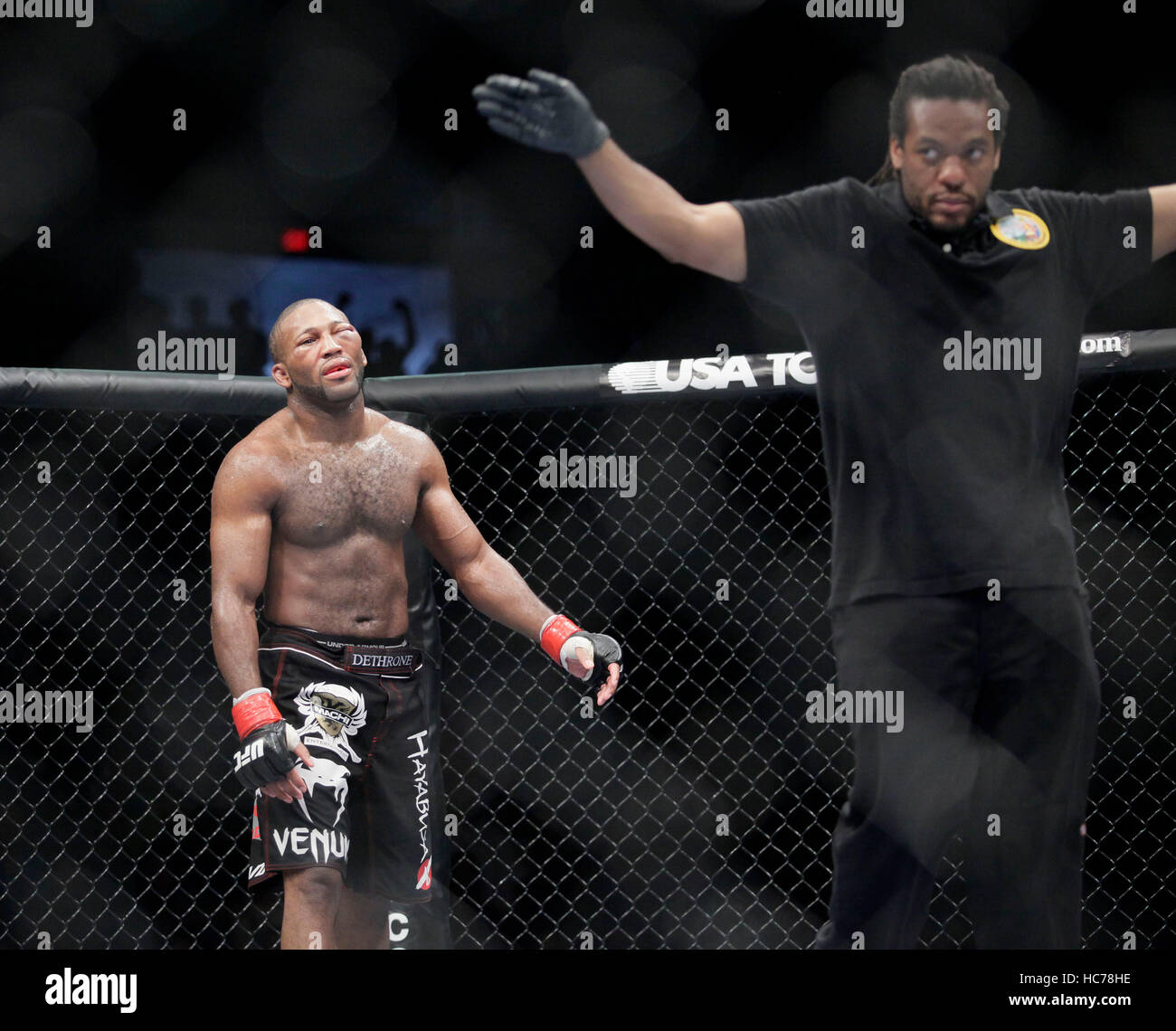 UFC fighter John Howard has his fight stopped against Jake Ellenberger ...