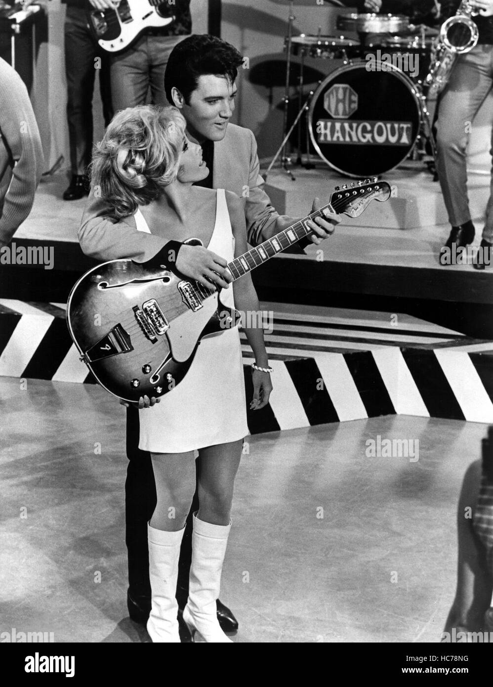 SPEEDWAY, Nancy Sinatra, Elvis Presley, 1968 Stock Photo - Alamy