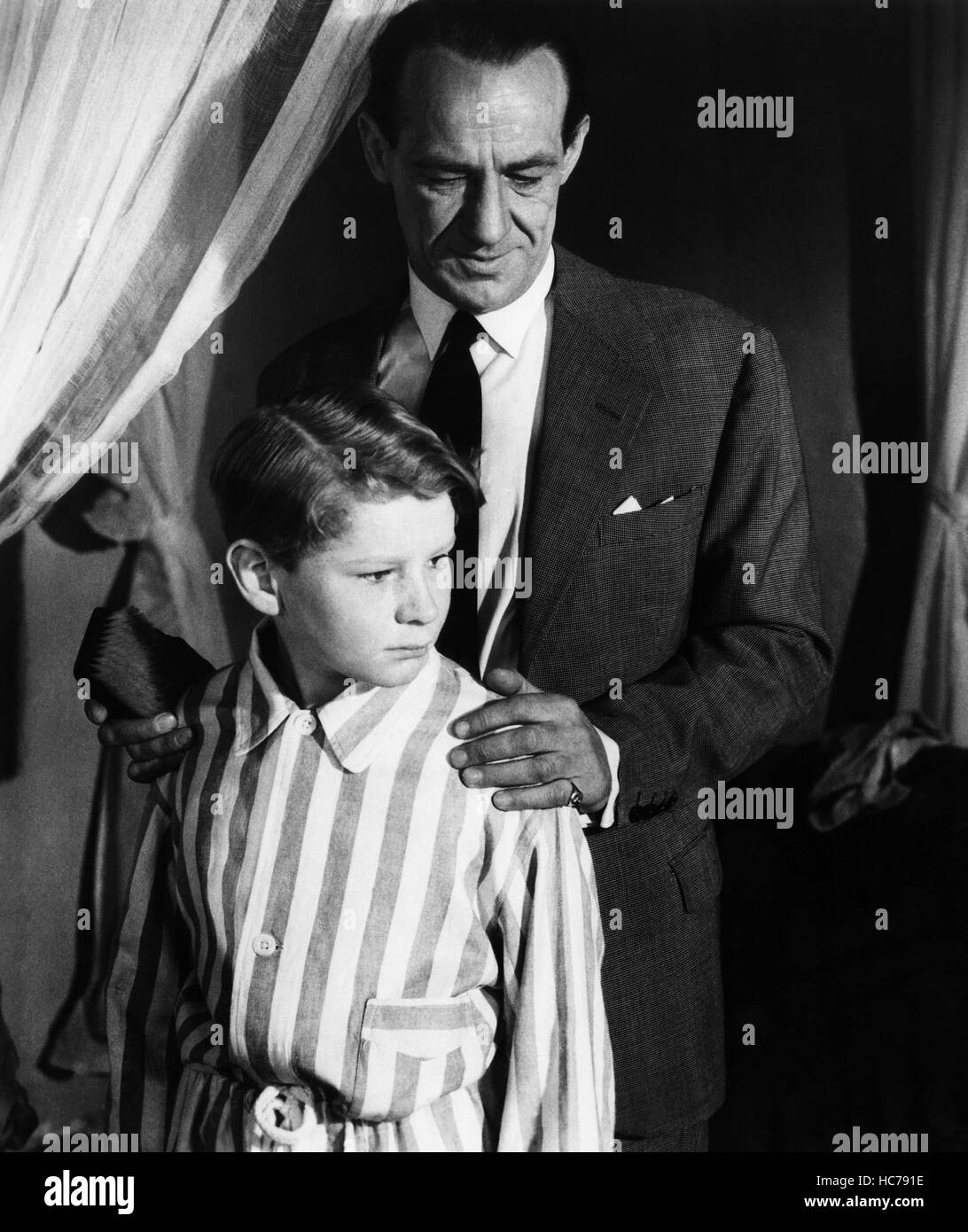 THE SPANISH GARDENER, Jon Whiteley, Michael Hordern, 1957 Stock Photo ...