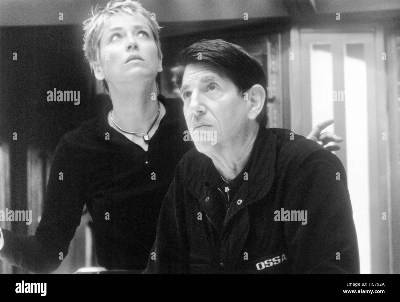SPHERE, from left: Sharon Stone, Peter Coyote, 1998. ©Warner Brothers ...