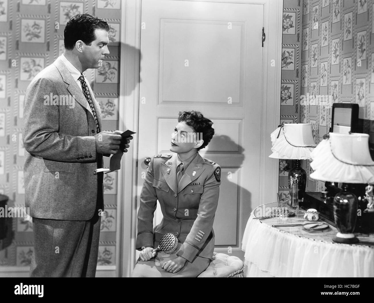 STANDING ROOM ONLY, from left, Fred MacMurray, Paulette Goddard, 1944 ...