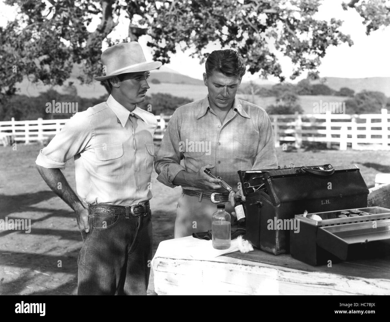 STALLION ROAD, Zachary Scott, Ronald Reagan, 1947 Stock Photo - Alamy