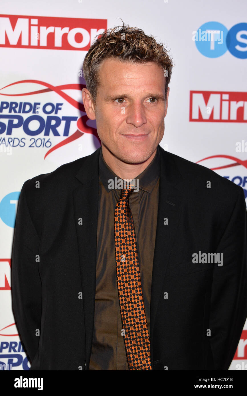 Showbizsport hi-res stock photography and images - Alamy