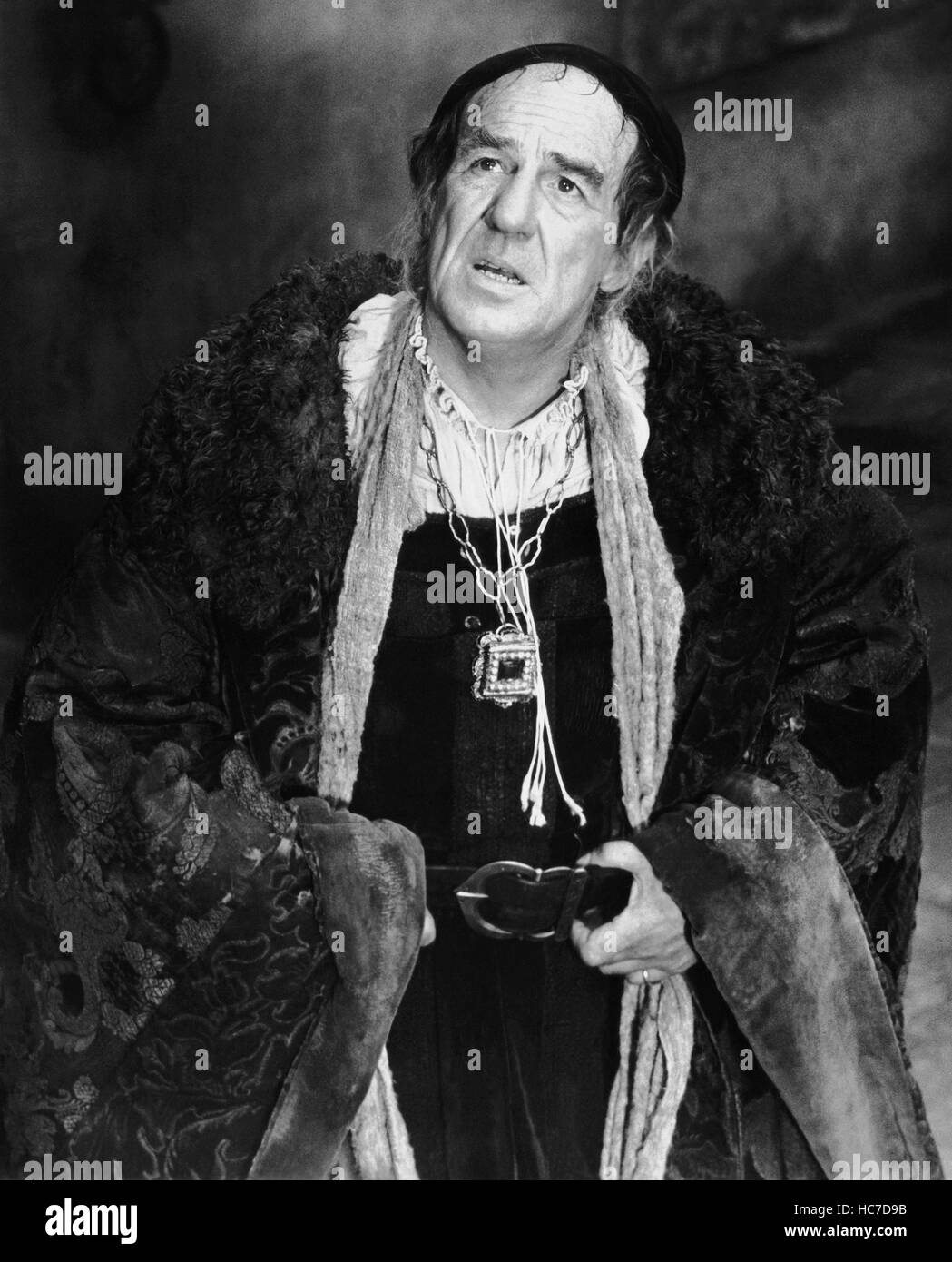 THE TAMING OF THE SHREW, Michael Hordern, 1967 Stock Photo - Alamy