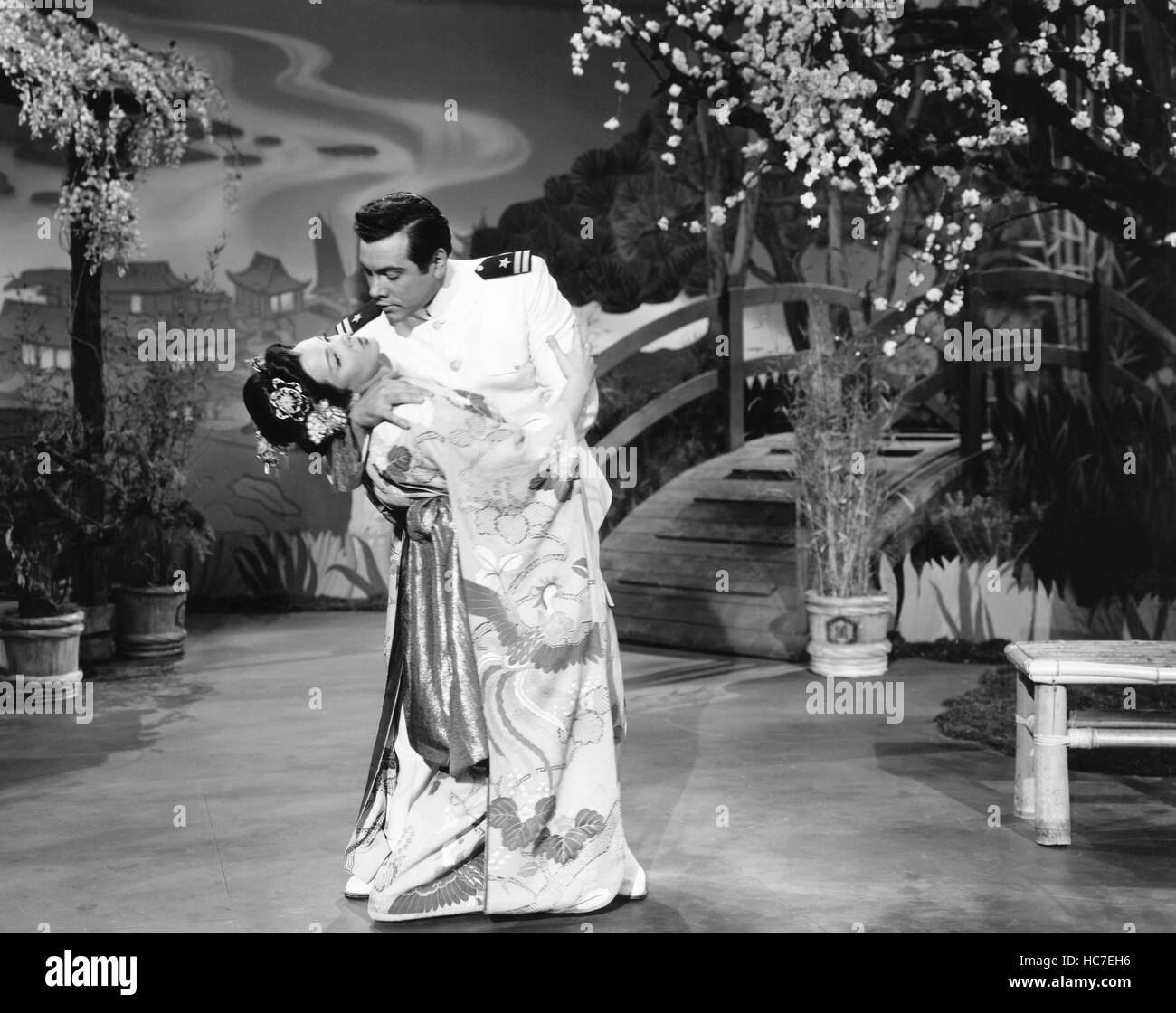 THAT MIDNIGHT KISS, from left: Kathryn Grayson, Mario Lanza performing ...