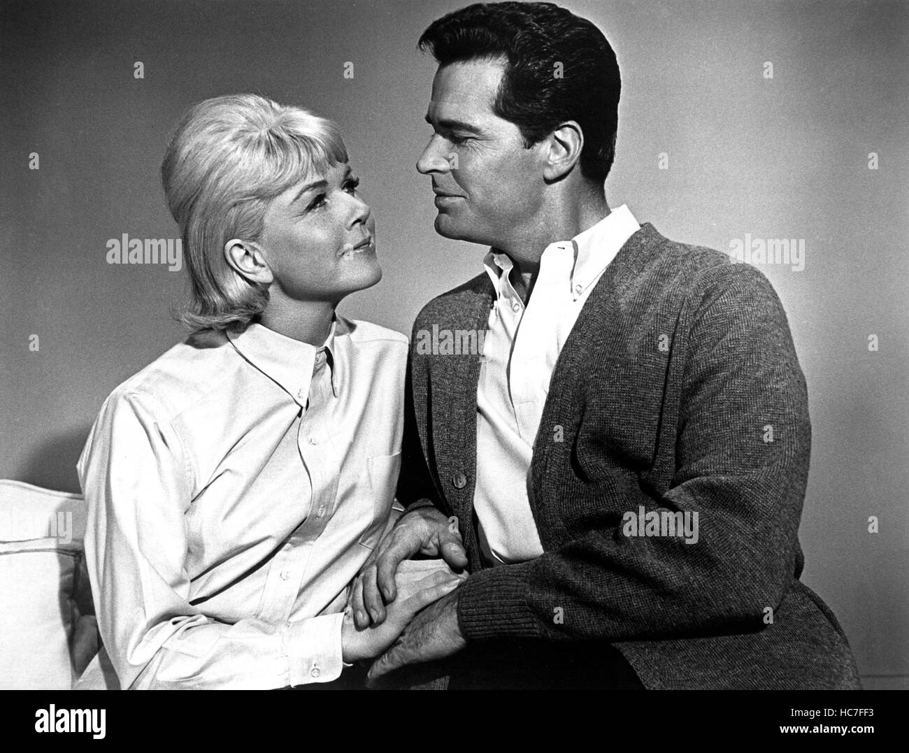 THE THRILL OF IT ALL, Doris Day, James Garner, 1963 Stock Photo - Alamy