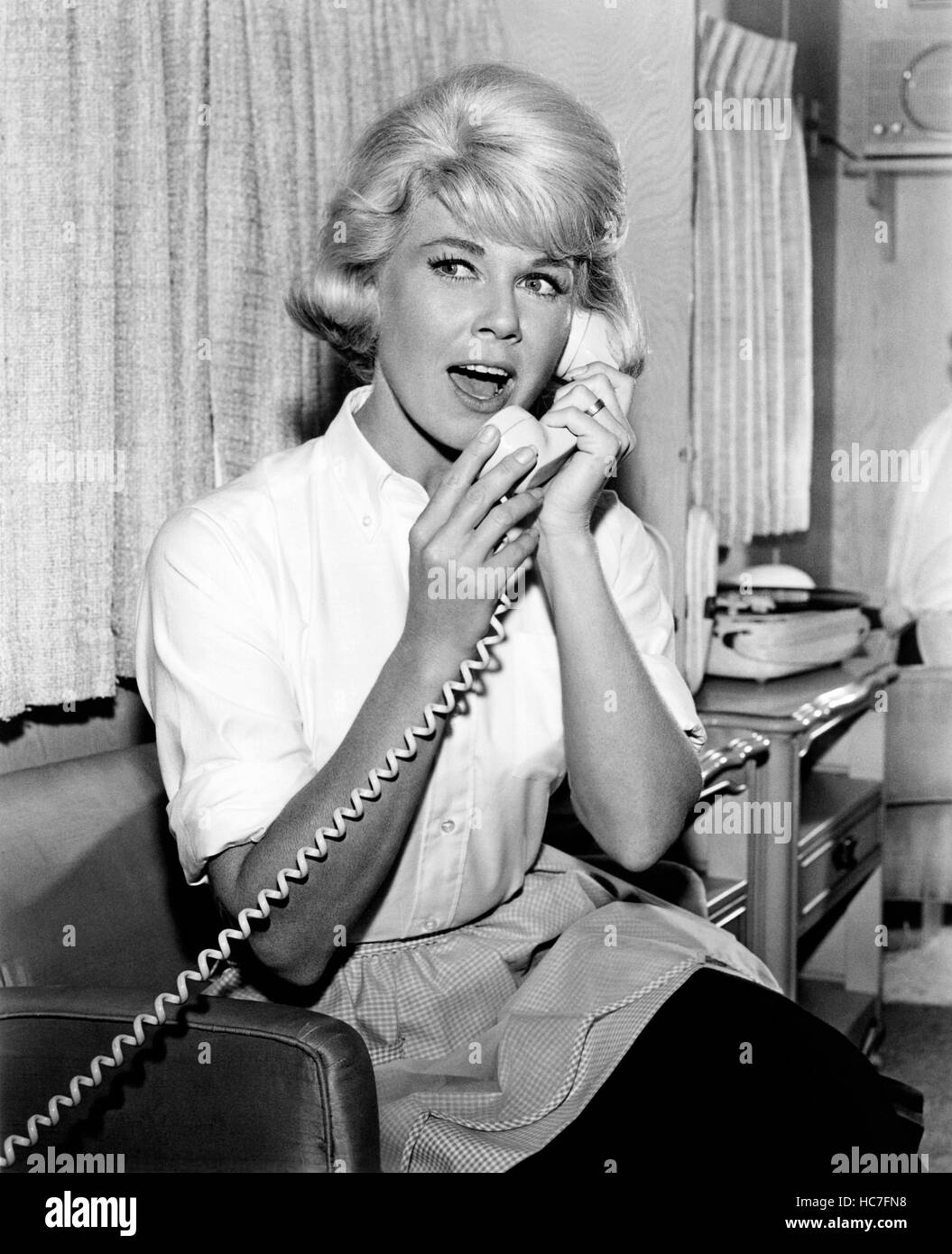 THE THRILL OF IT ALL, Doris Day, 1963 Stock Photo - Alamy