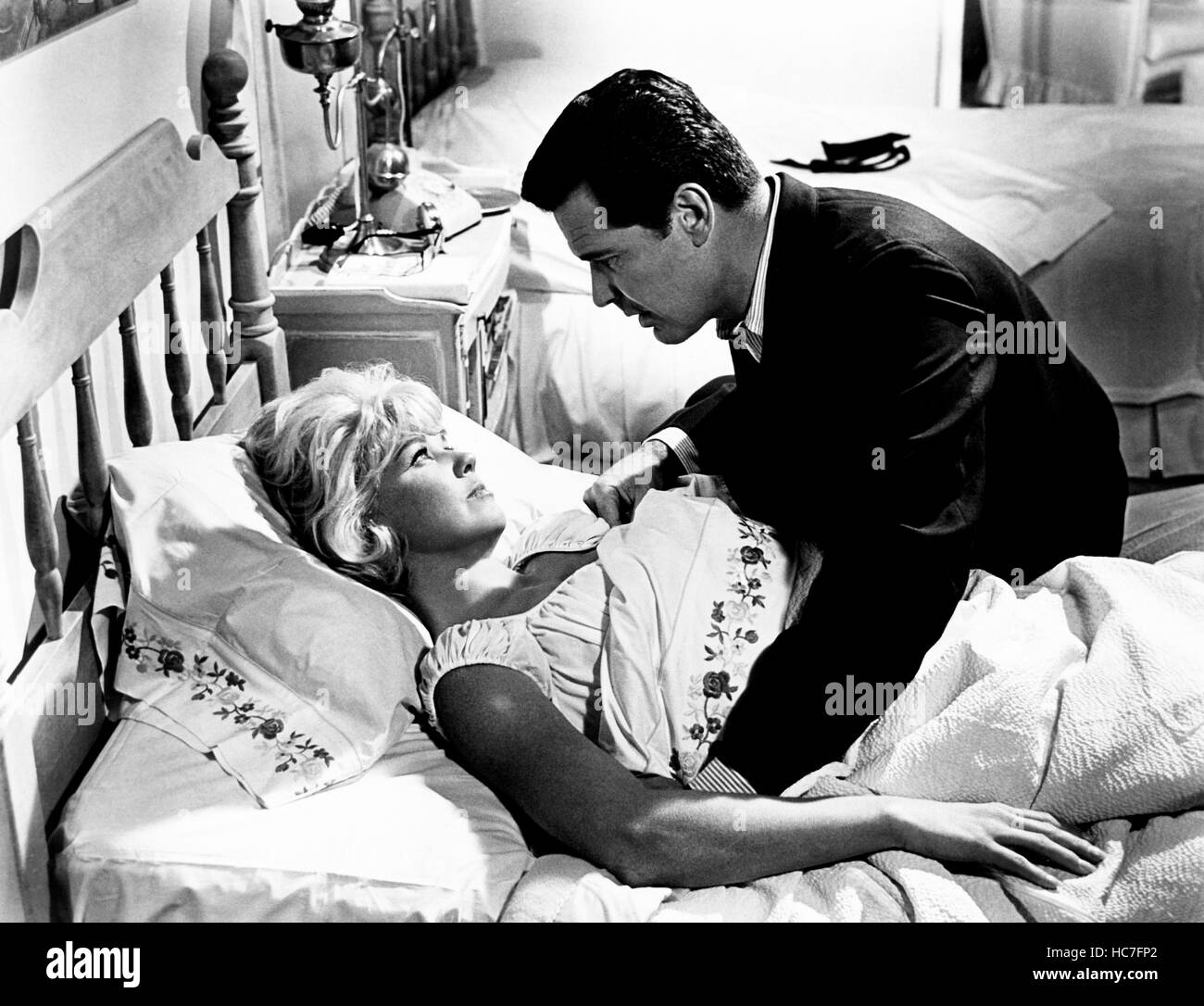 THE THRILL OF IT ALL, from left: Doris Day, James Garner, 1963 Stock ...