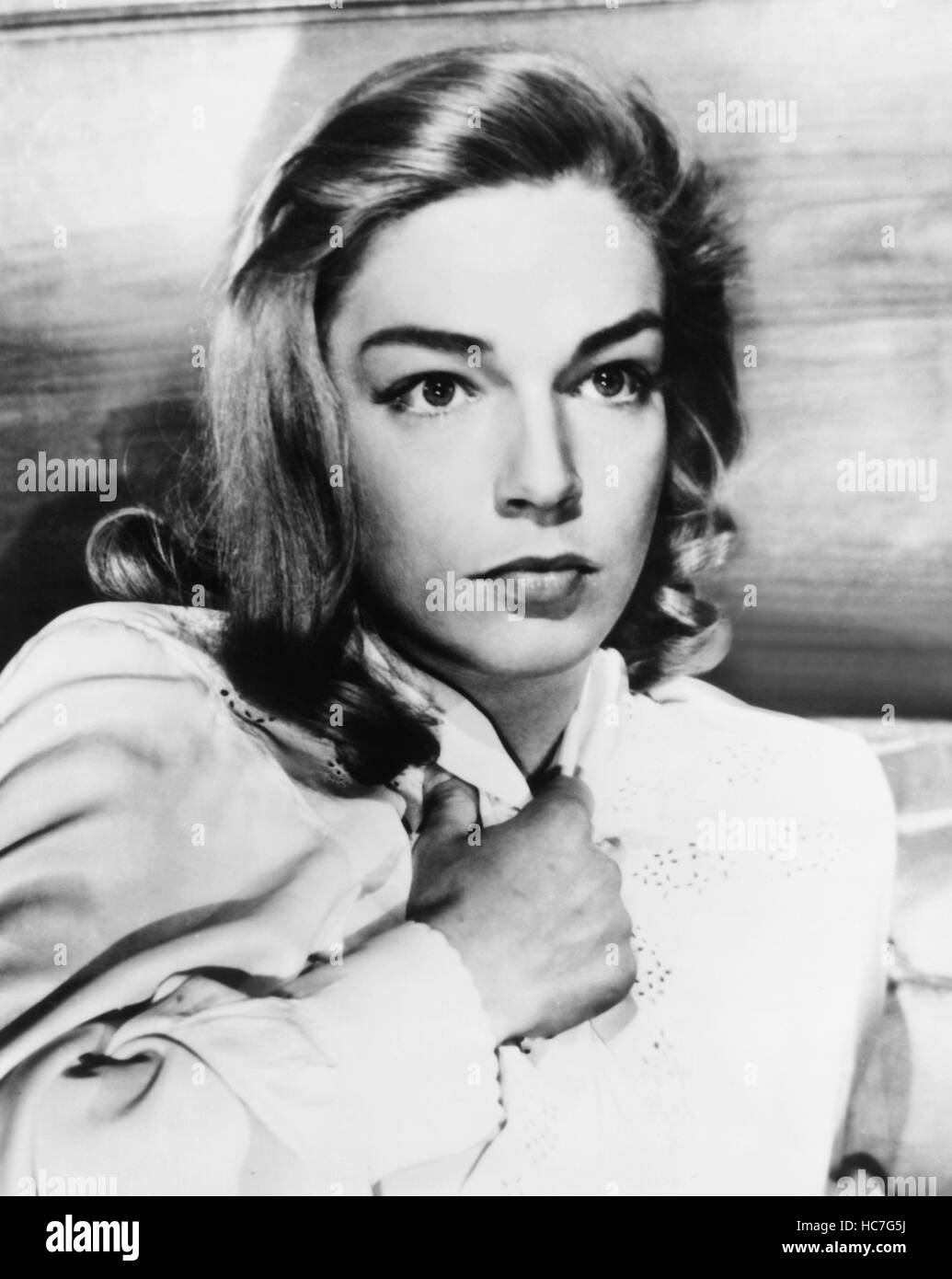 THERESE RAQUIN, (aka THE ADULTRESS), Simone Signoret, 1953 Stock Photo ...