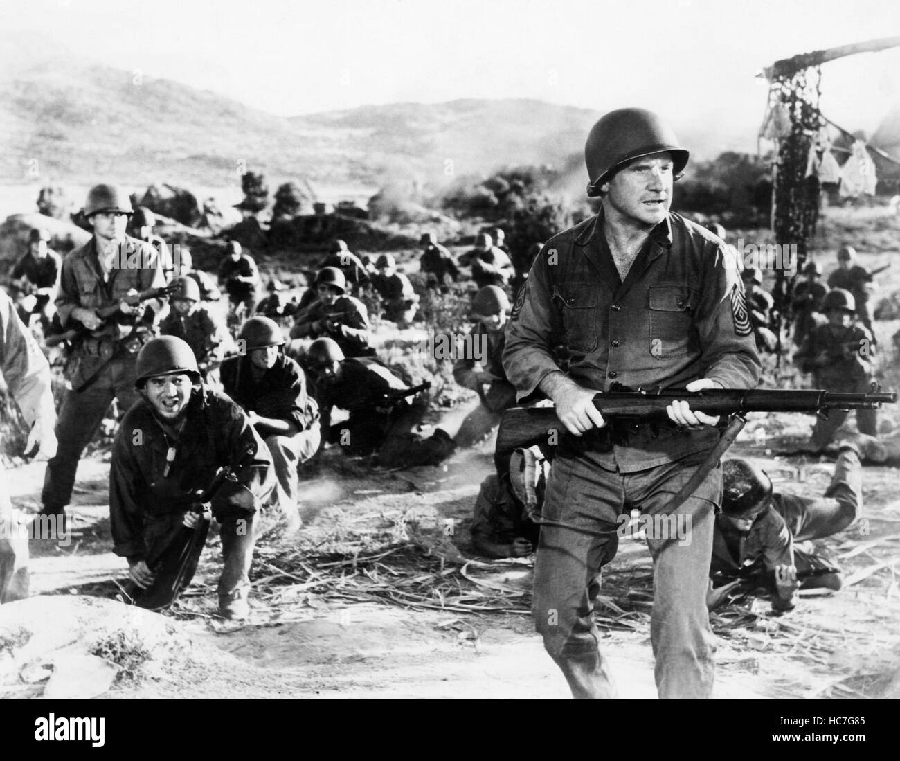 THE THIN RED LINE, Jack Warden (right), 1964 Stock Photo - Alamy