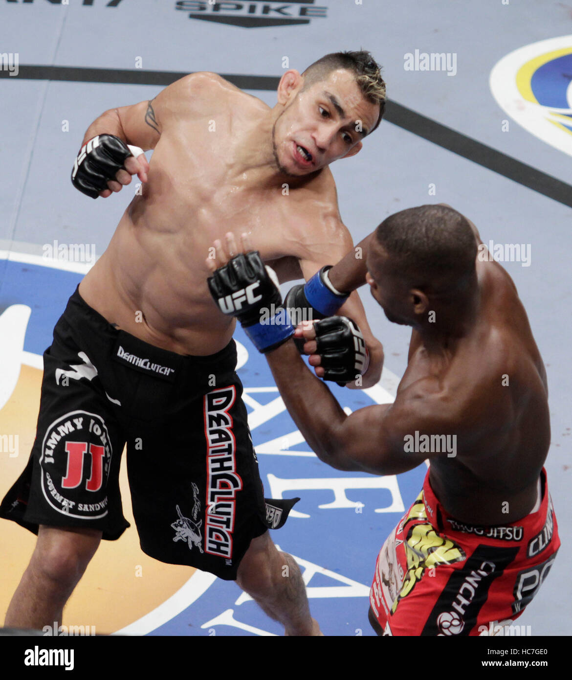 Tony Ferguson, left, fights Yves Edwards at The Ultimate Fighter 14 ...