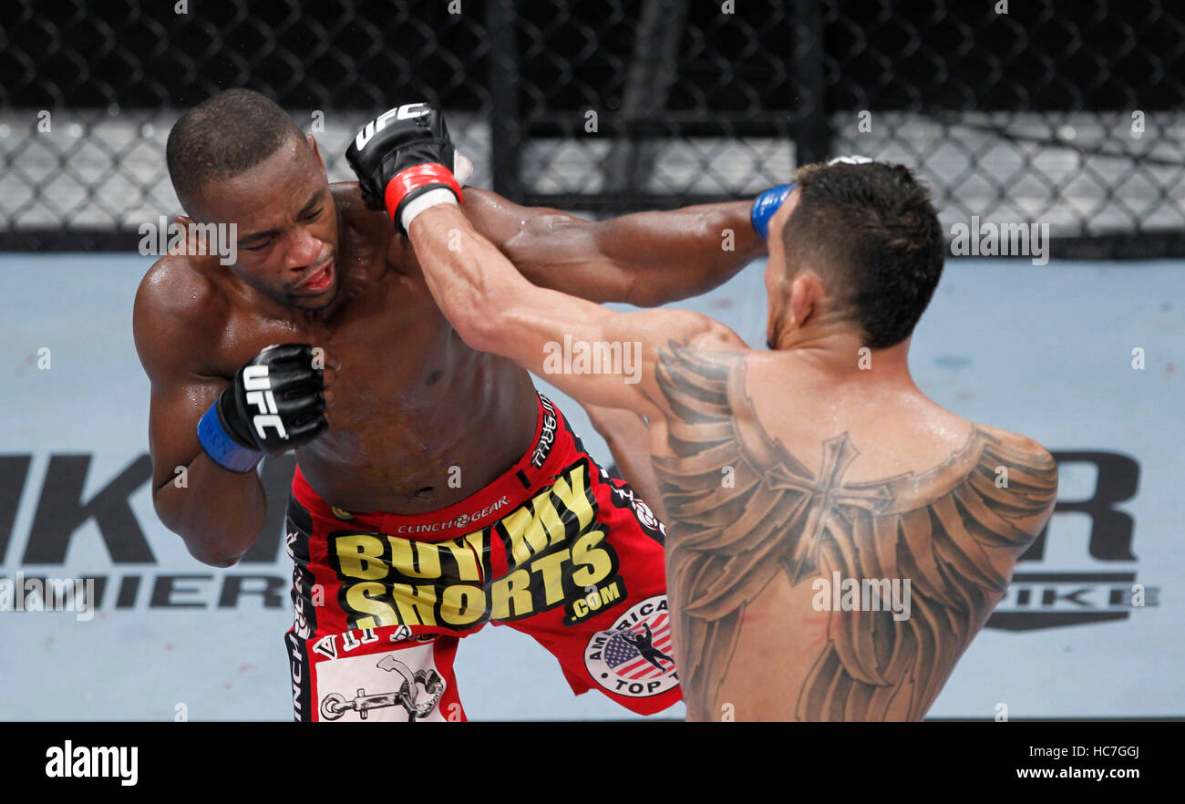 Tony Ferguson fights Yves Edwards at The Ultimate Fighter 14 Finale at ...