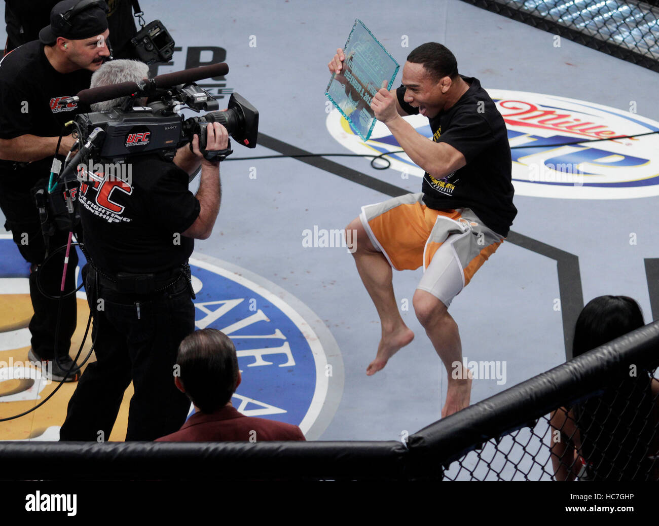 T j dillashaw hi-res stock photography and images - Alamy