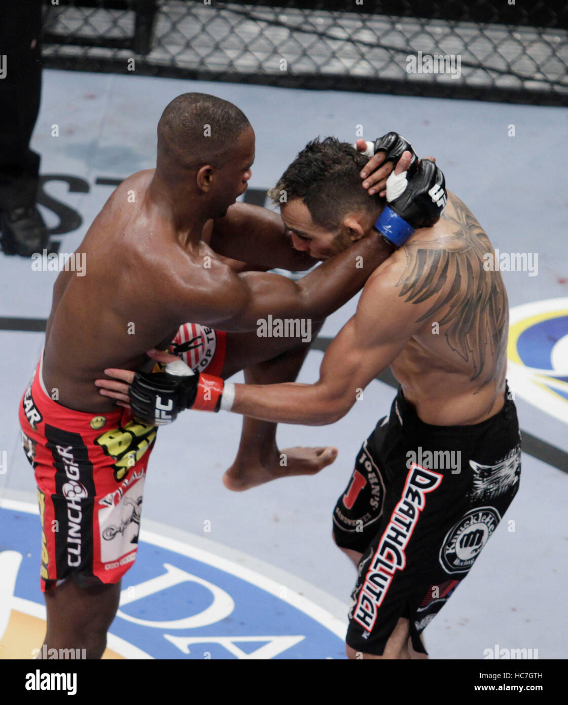 Tony Ferguson, right, fights Yves Edwards at The Ultimate Fighter 14 ...