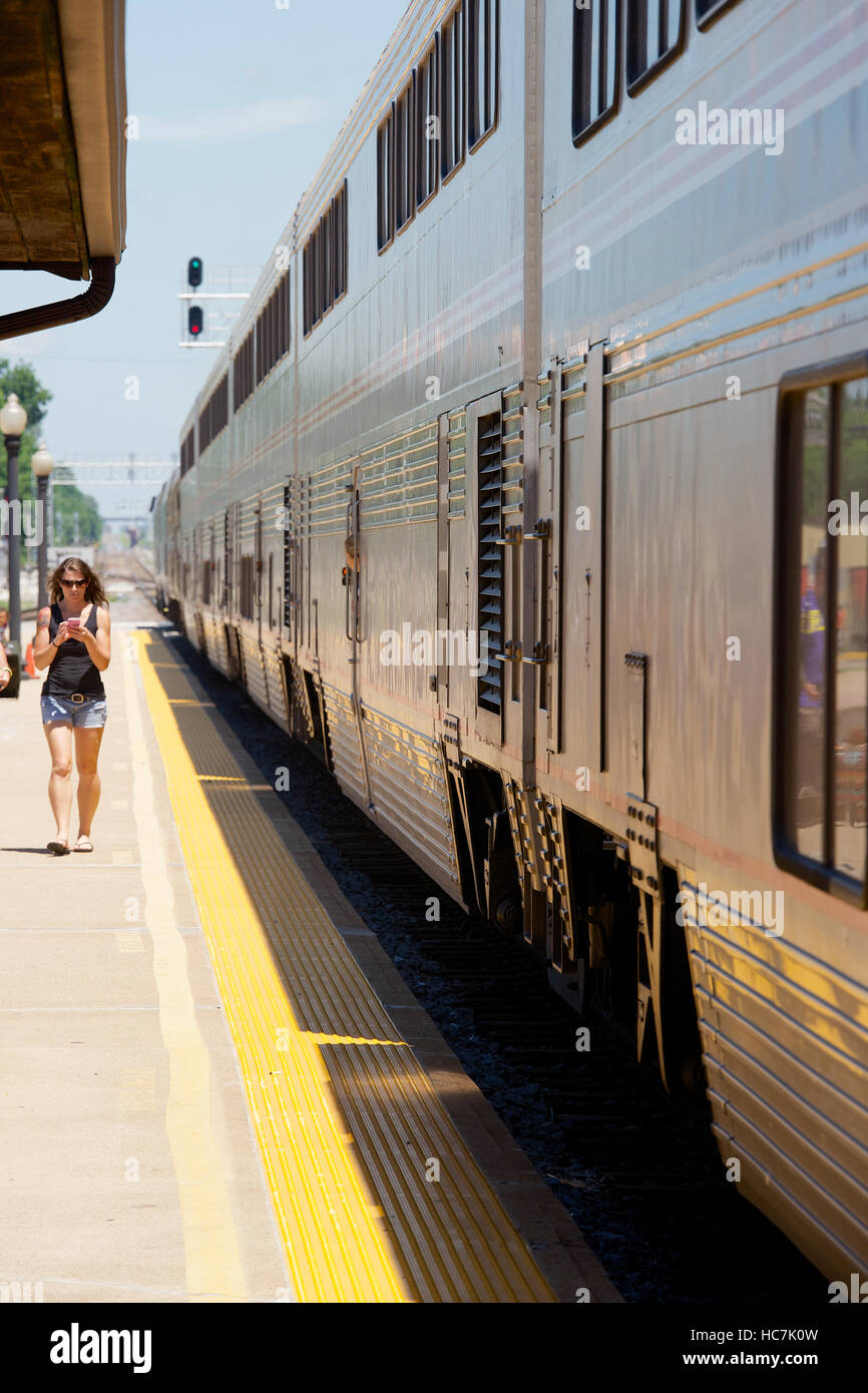 Amtrak train at Galesburg, Knox County, Illinois, USA Stock Photo - Alamy