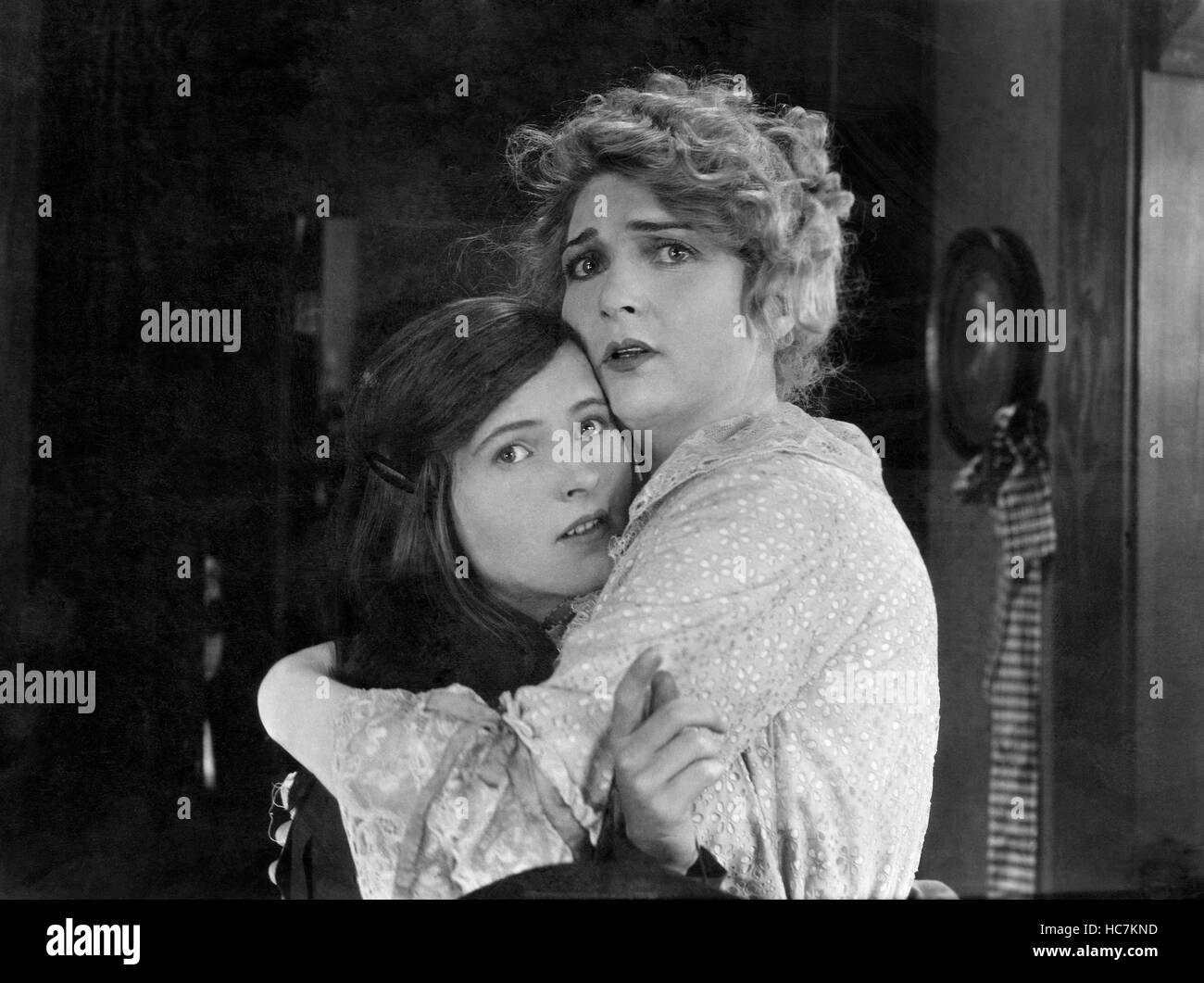 STELLA DALLAS, Lois Moran, Belle Bennett, 1925 Stock Photo - Alamy