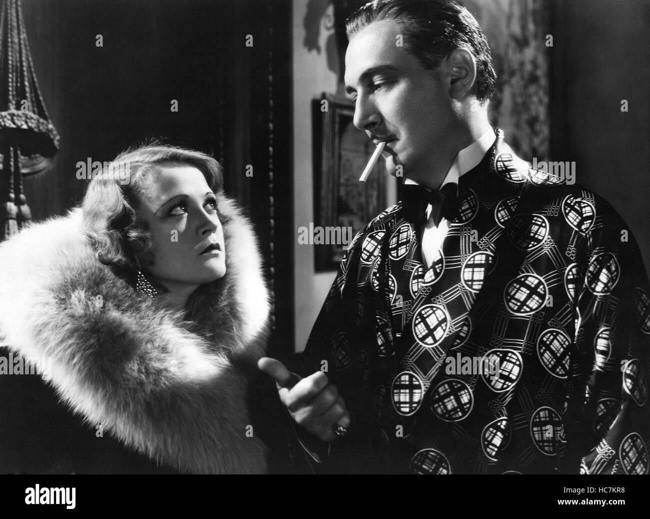 STRICTLY DISHONORABLE, Sidney Fox, Paul Lukas, 1931 Stock Photo - Alamy